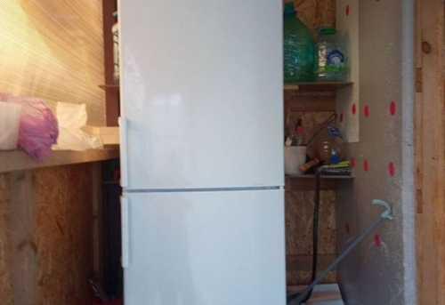 Продам холодильник не рабочий