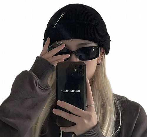 Шапка бини с кольцами черная