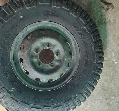 Goodyear Wrangler MT/R 235/85 R16