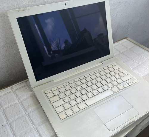 Apple MacBook A1181