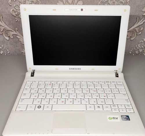 Нетбук samsung n150 plus