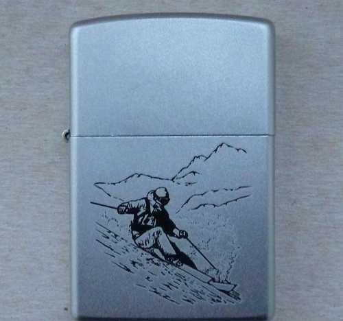 Зажигалка бензиновая "Zippo"