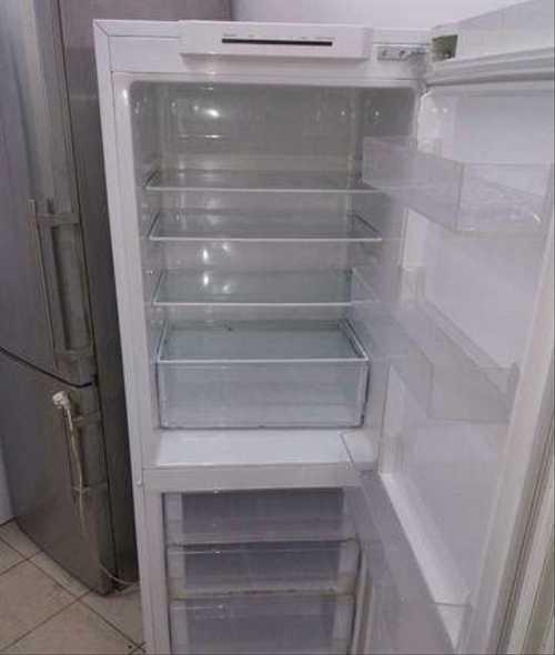 Холодильники бу маленькие От: