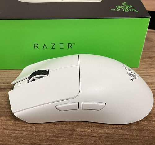 Игровая мышь Razer Viper v3 pro