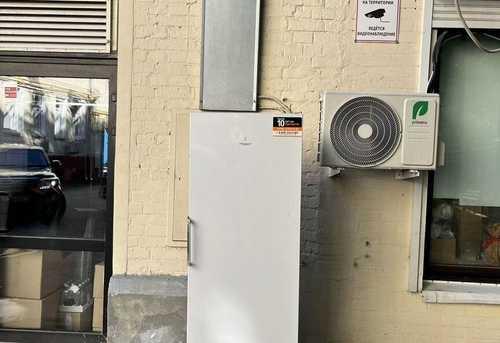 Морозильник Indesit DFZ 5175