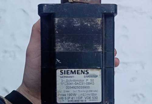 Шаговый двигатель Siemens