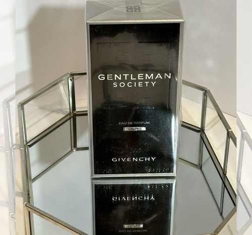 Givenchy Gentleman Society extreme 100 ml