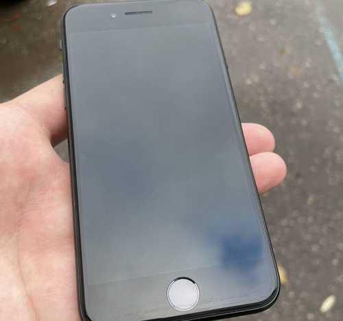 iPhone SE (2020), 64 ГБ