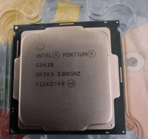 Процессор Intel Pentium Gold G5420