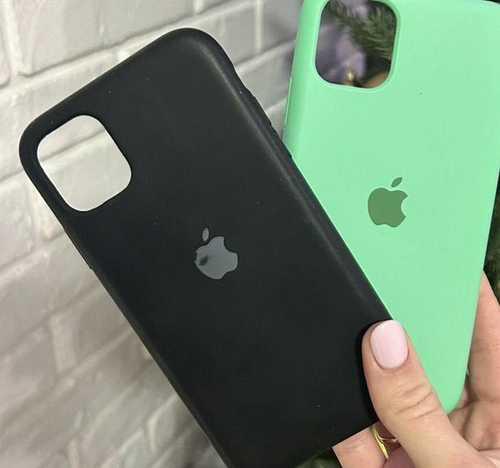 Чехлы на телефон iPhone 11