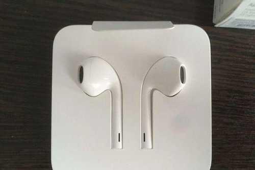 Наушники Apple EarPods (3.5мм.)