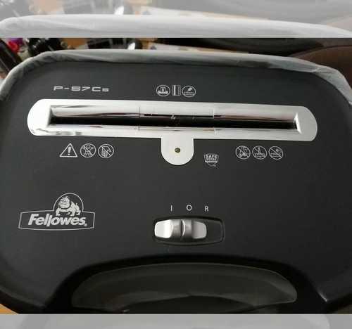 Неисправный уничтожитель бумаги fellowes P-57 Cs