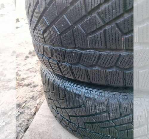 Gislaved Nord Frost 200 215/50 R17