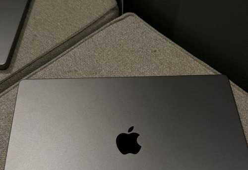 MacBook Pro 16 M1 Max 64Gb 1Tb