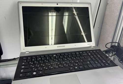 Ноутбук Samsung NP-RV513