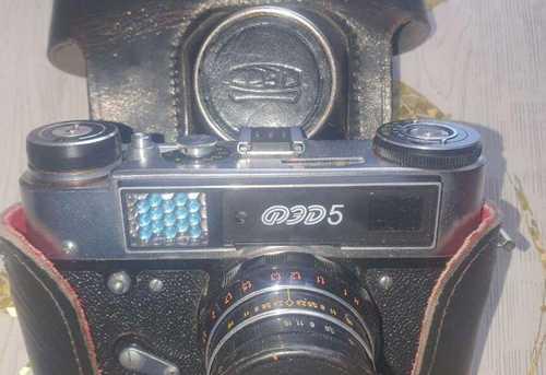 Пленочный фотоаппарат фэд5