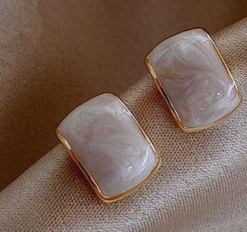 Акриловые сережки