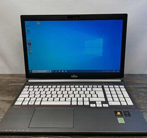 Fujitsu E754