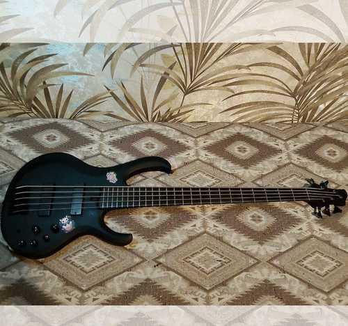 Бас-гитара Ibanez BTB625EX-BKF 5-струнная