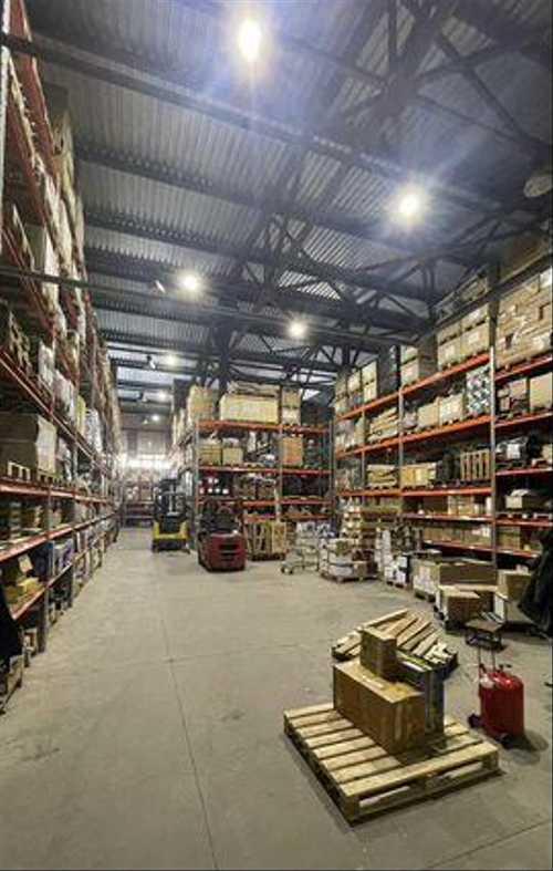 Генератор shacman 28V/70A 4319409X DZ1500098058