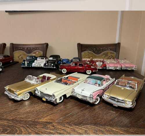 1:18 Pontiac, Lincoln Continental, Ford, Chrysler