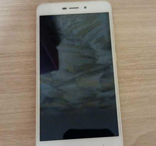 Xiaomi Redmi 4A, 2/32 ГБ