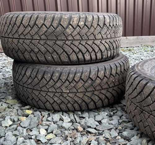 Bfgoodrich G-Force Stud 215/55 R17