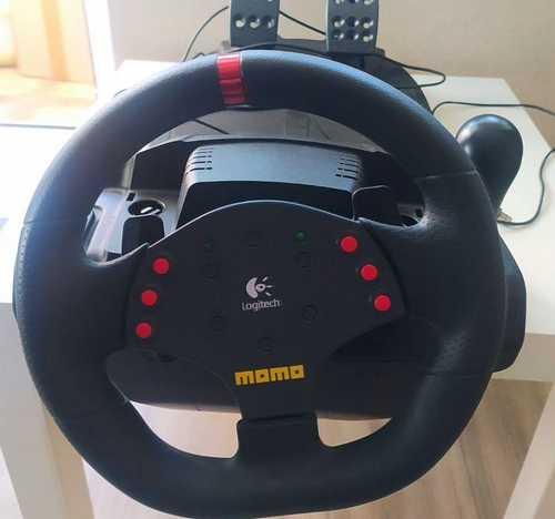 Игровой руль logitech momo racing