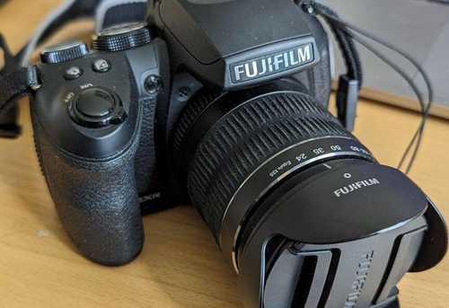 Цифровой фотоаппарат Fujifilm HS30EXR