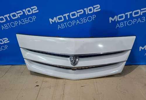 Решетка радиатора Toyota Alphard 1