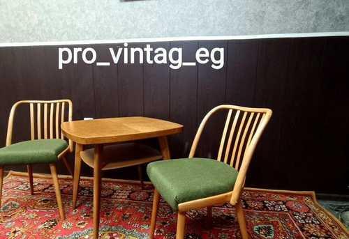 Винтажный журнальный/кофейный стол Чехословакия