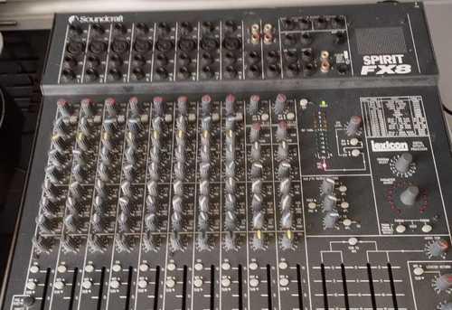 Микшерный пульт soundcraft Spirit FX8