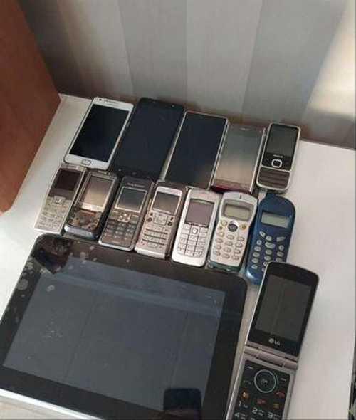 Телефоны и планшет. Цена за всё