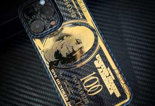 Чехол из карбона и позолоты dollar на iPhone