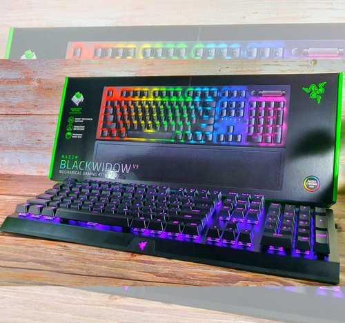 Продаю игровую клавиатуру Razer Blackwidow V3