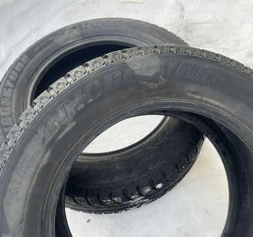 Bridgestone Ice Cruiser 5000 205/60 R16