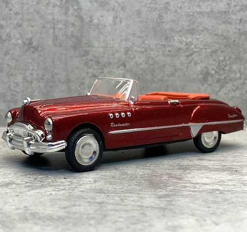 Коллекционная модель Buick Roadmsater 1949 1:43