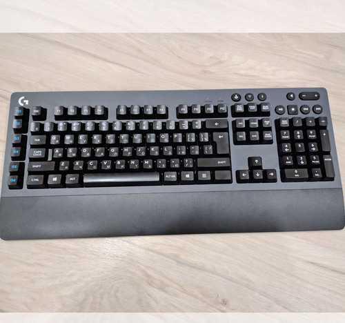 Беспроводная клавиатура Logitech G613