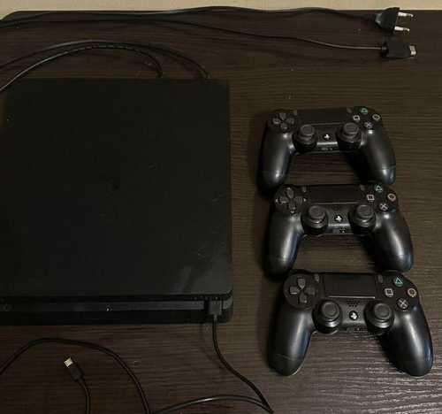 Sony playstation 4 slim