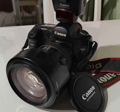 Полнокадровая цифровая фотокамера Canon EOS 5D