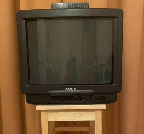 Телевизор Sony trinitron 21"