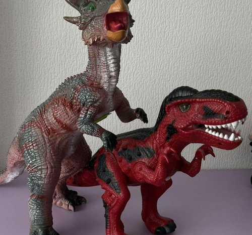 Динозавры игрушки