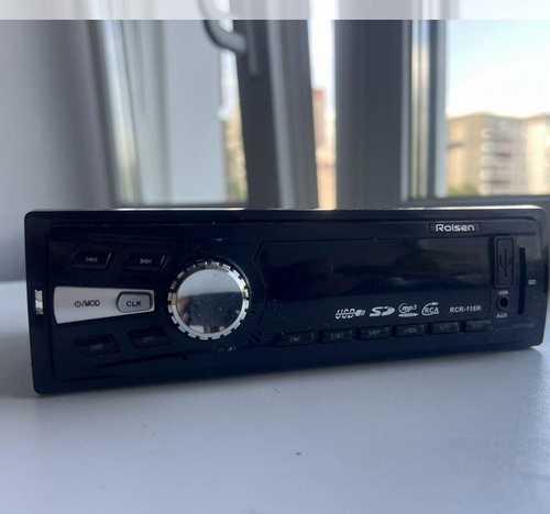 Автомагнитола Rolsen rcr-116r