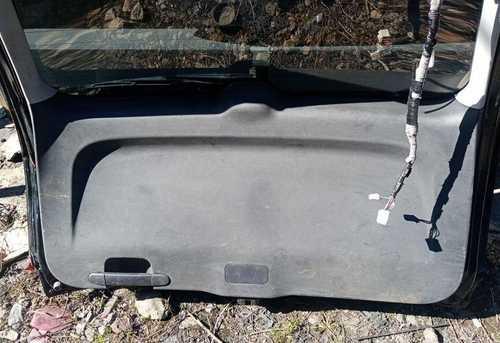 Обшивка двери багажника на Хонда цр-В 08г