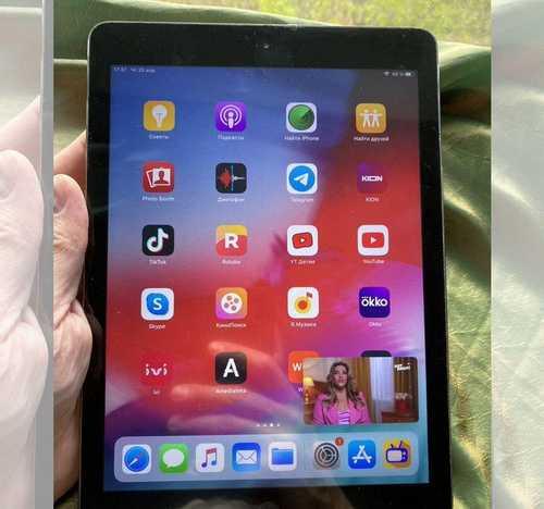 iPad air 9.7 16gb wifi