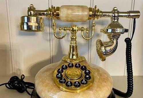Стационарный ретро телефон сделано из камня Оникс