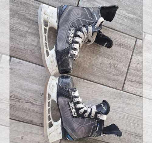 Хоккейные коньки bauer YTH Y11