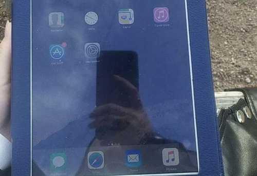 iPad (4-го поколения, Wi-Fi + Cellular, MM)