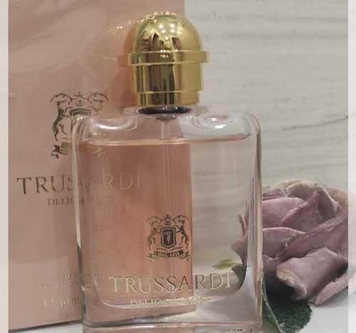 Женская туалетная вода trussardi Delicate rose