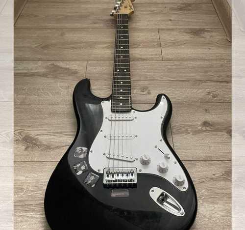 Электрогитара Fender Squier Stratocaster